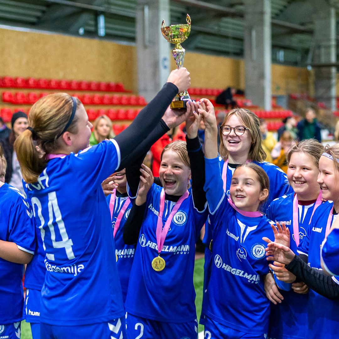 FC Hegelmann akademijos mergaičių komandos praktikavosi Marijampolėje ...